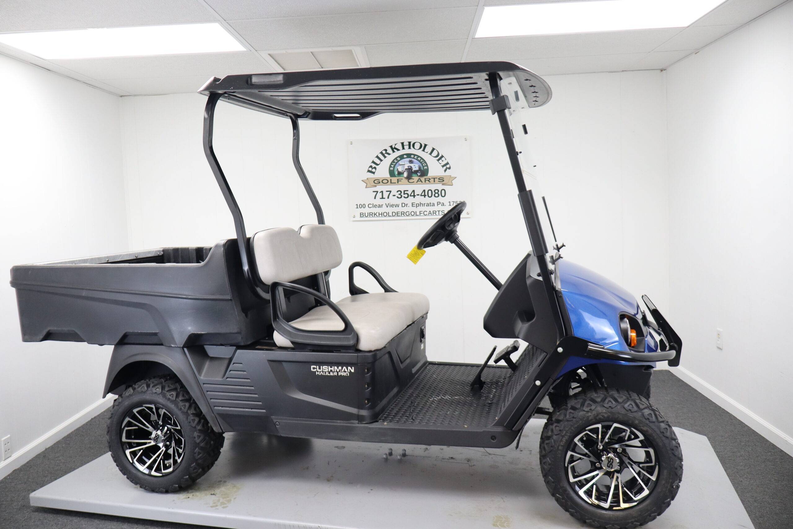 2025 Yamaha Umax 2 lithium electric golf cart with dump bed ...
